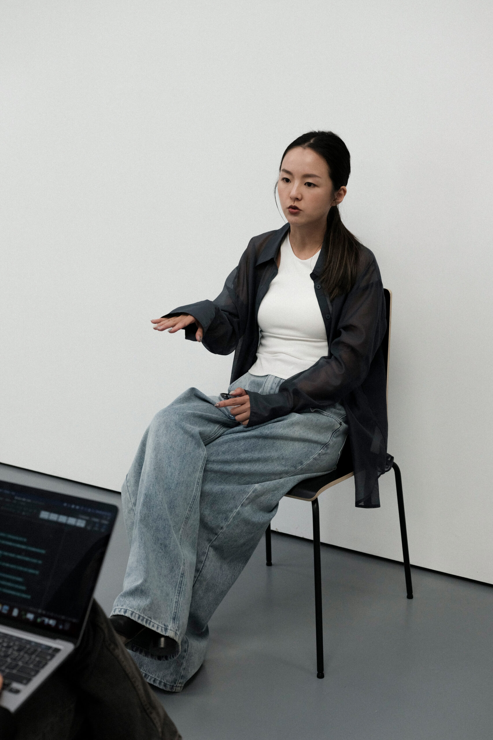 對精緻細節的執著，成就DOE WOMEN — 專訪時尚編輯Amber Chan - Doe Mag